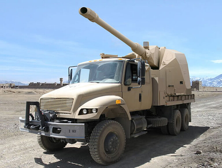 Boxer RCH 155 demonstrates MRSI and fire-on-the-move capabilities ...